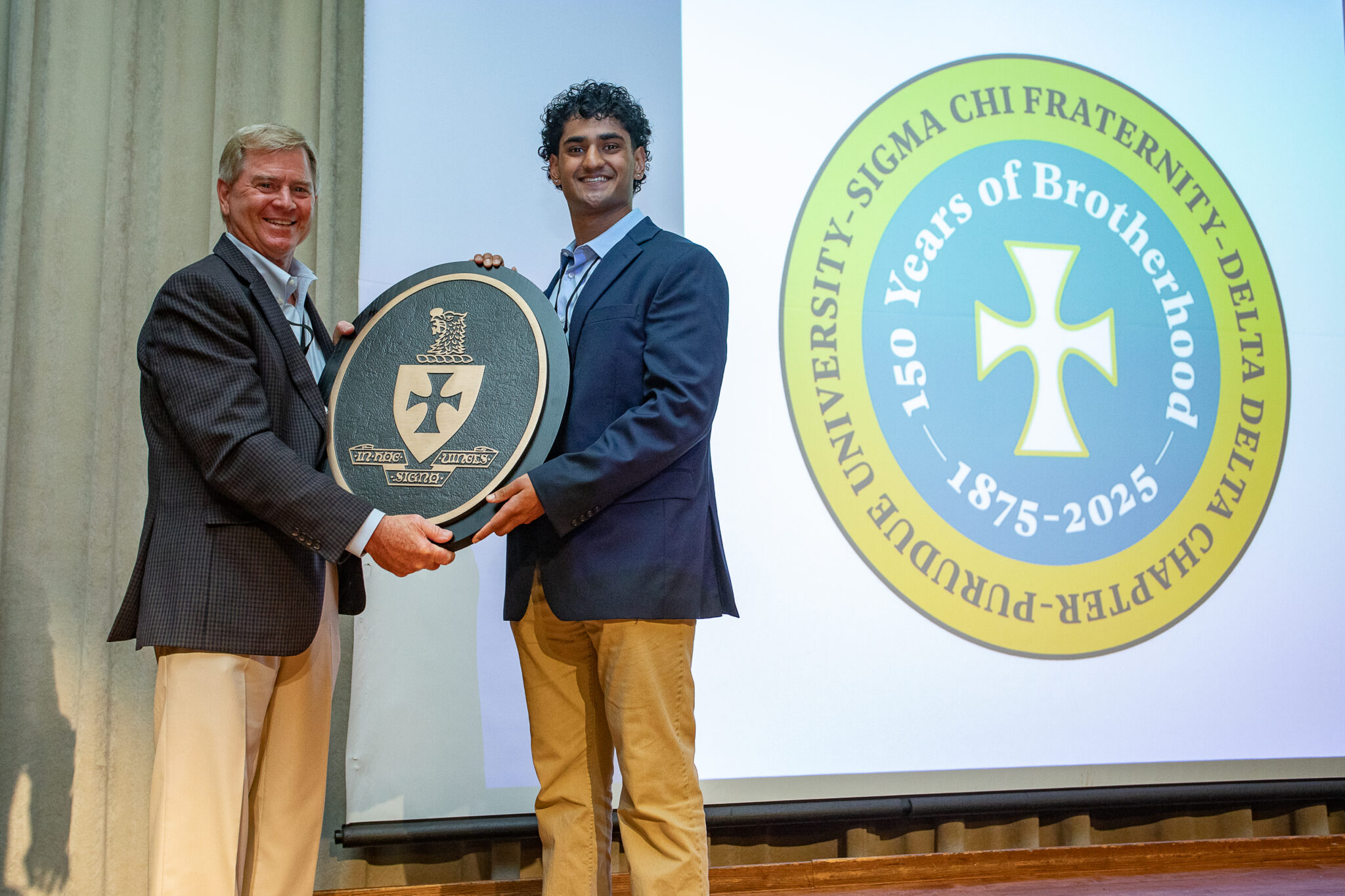 Brothers Celebrate Love For “Dear Old” Sigma Chi – The Delta Delta ...